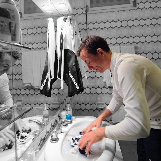 Washing cycling bibs store